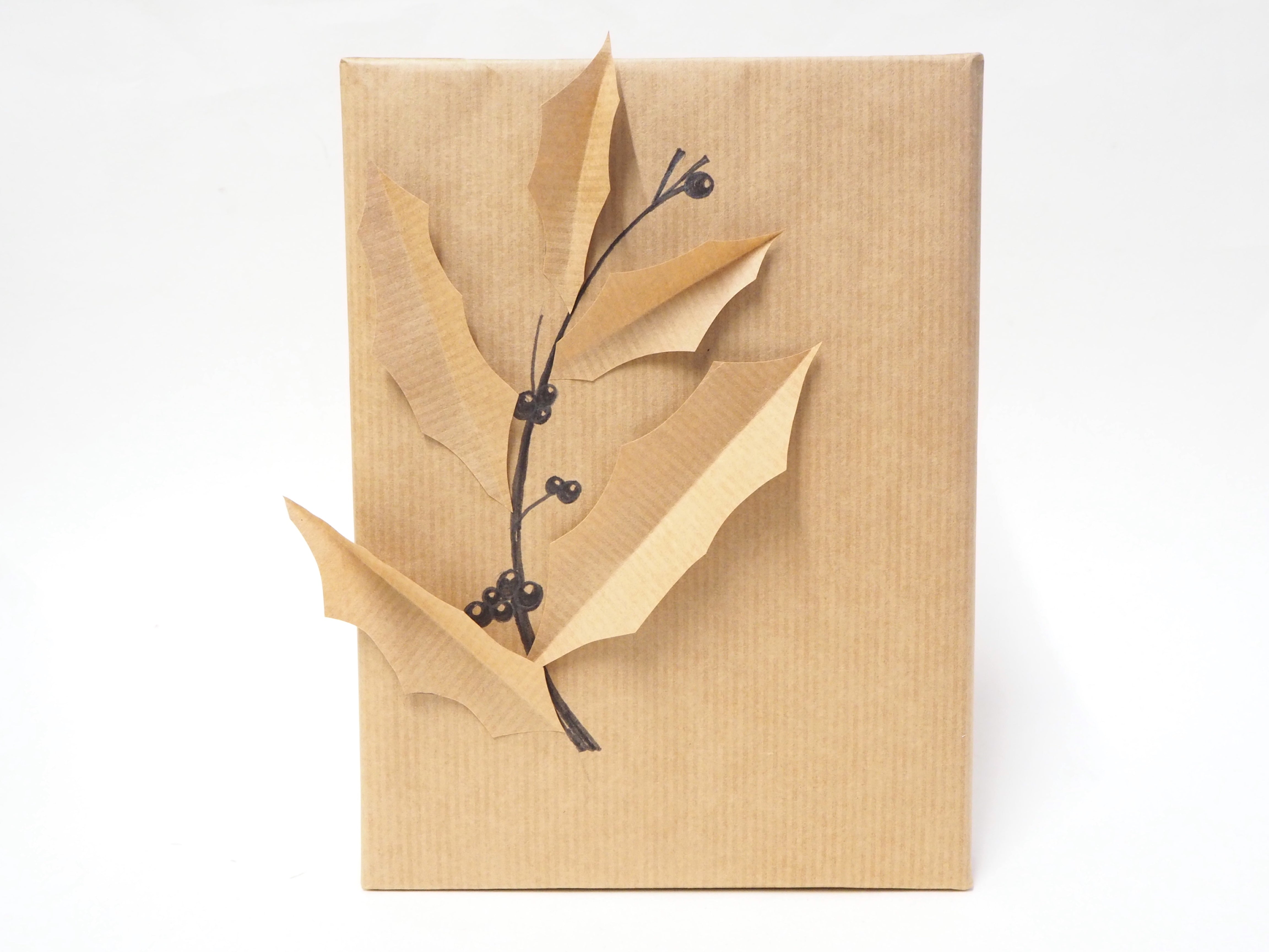 CHRISTMAS GIFT WRAPPING - DAY 27 - EASY PAPER HOLLY WRAP – Lavender ...